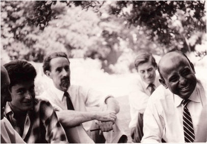 Discovering Varindra Vittachi's "Between the Guns" - SICA-USA